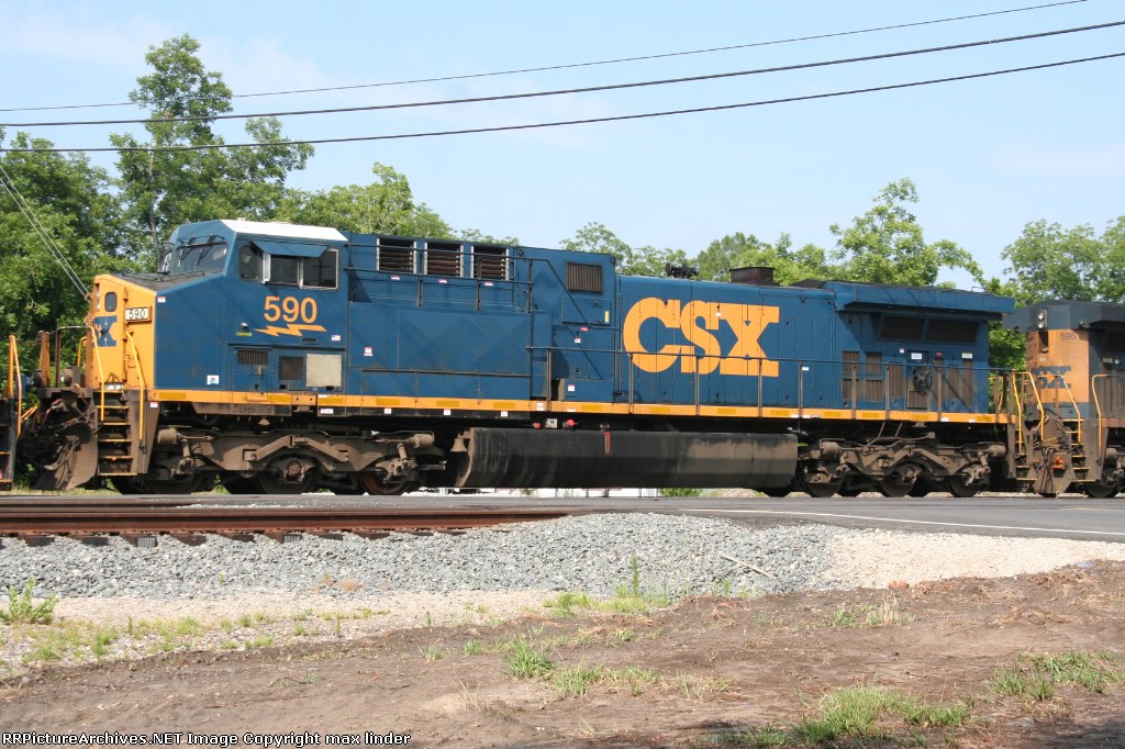 CSX 590
